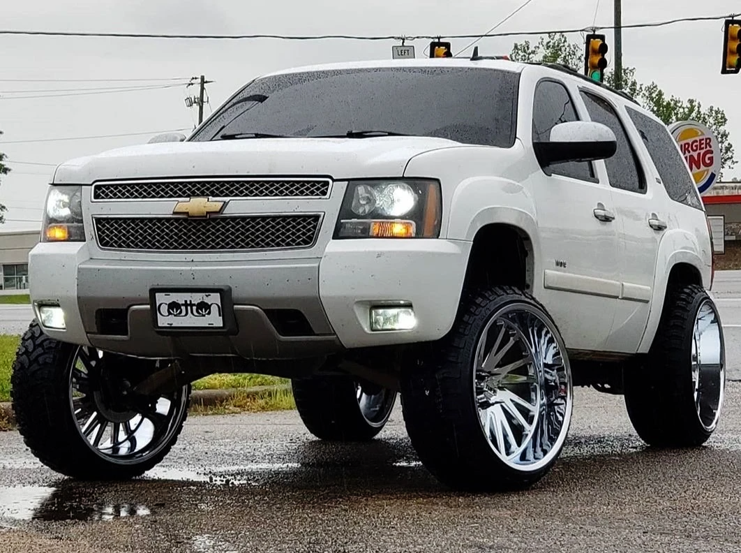 2007 Chevy Tahoe 4x4 Packages | Wheels Below Retail